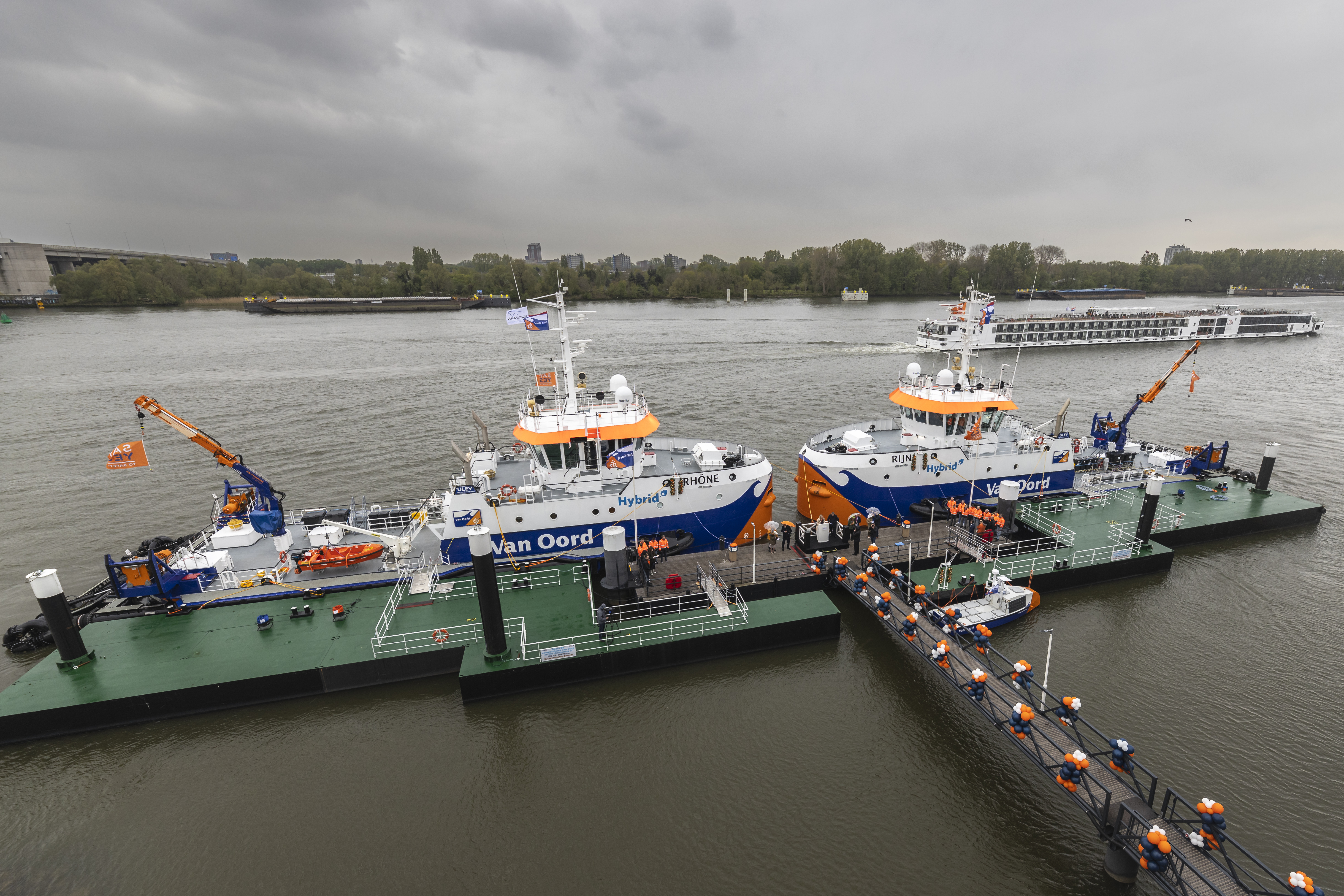 Christening ceremony for Van Oord’s two new hybrid water injection ...