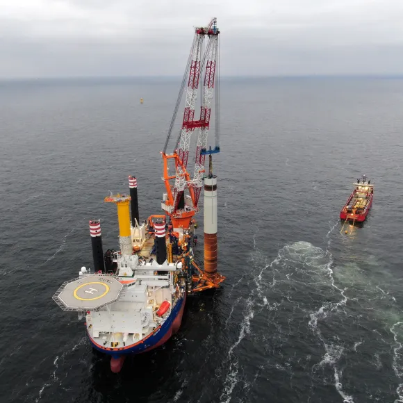 Van Oord installs world’s first submerged Slip Joint successfully | Van ...