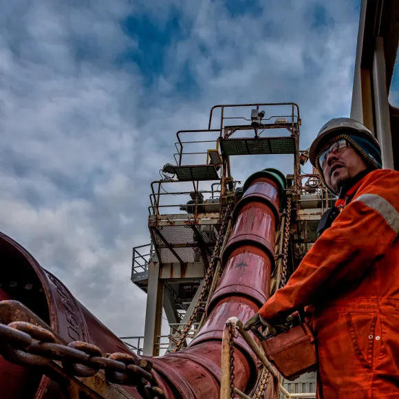 Flexible fallpipe vessel | Van Oord